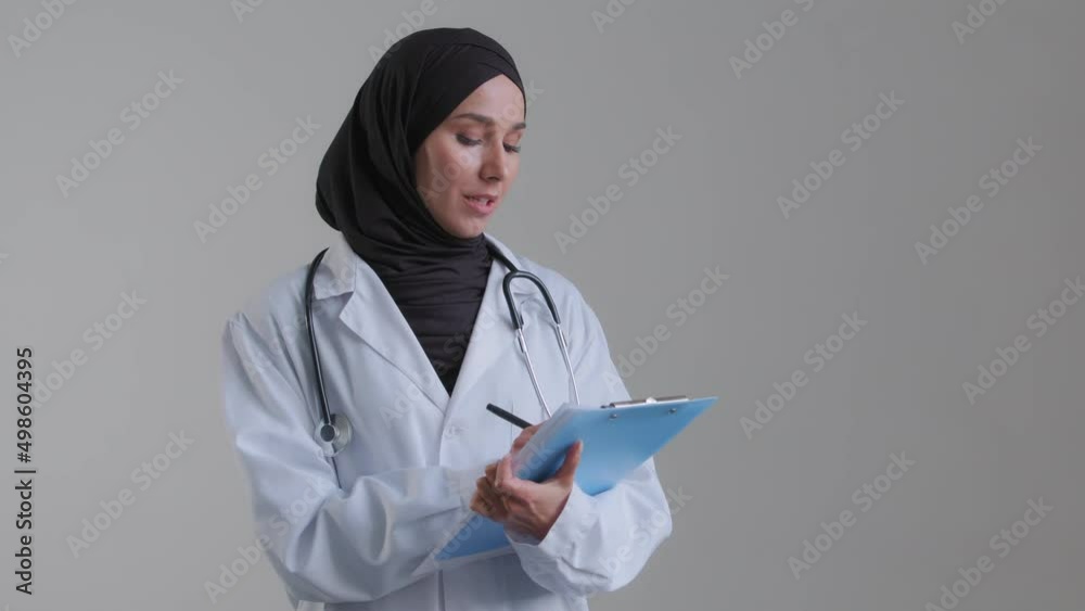 Physician specialist woman female doctor muslim therapist wear hiding ...