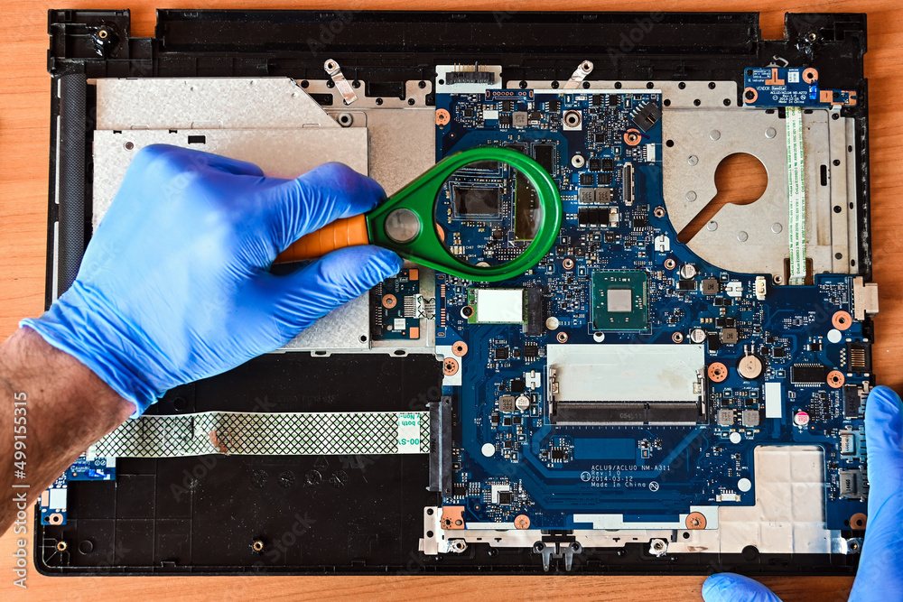 laptop repair. disassembled laptop, troubleshooting, fault diagnosis ...