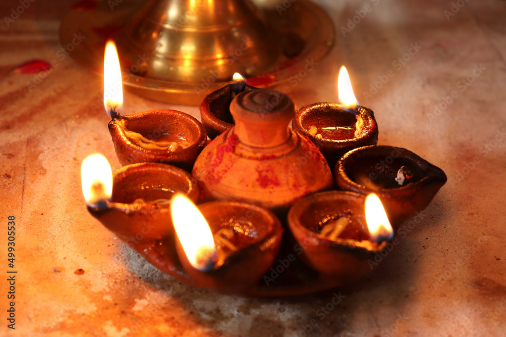 Indian Traditional sand Oil Lamp Varalakshmi,Traditional Ornamental ...