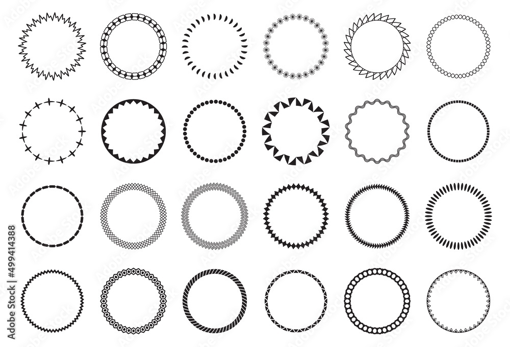 Vintage circle frames with ornate borders. Round pattern ornament for ...