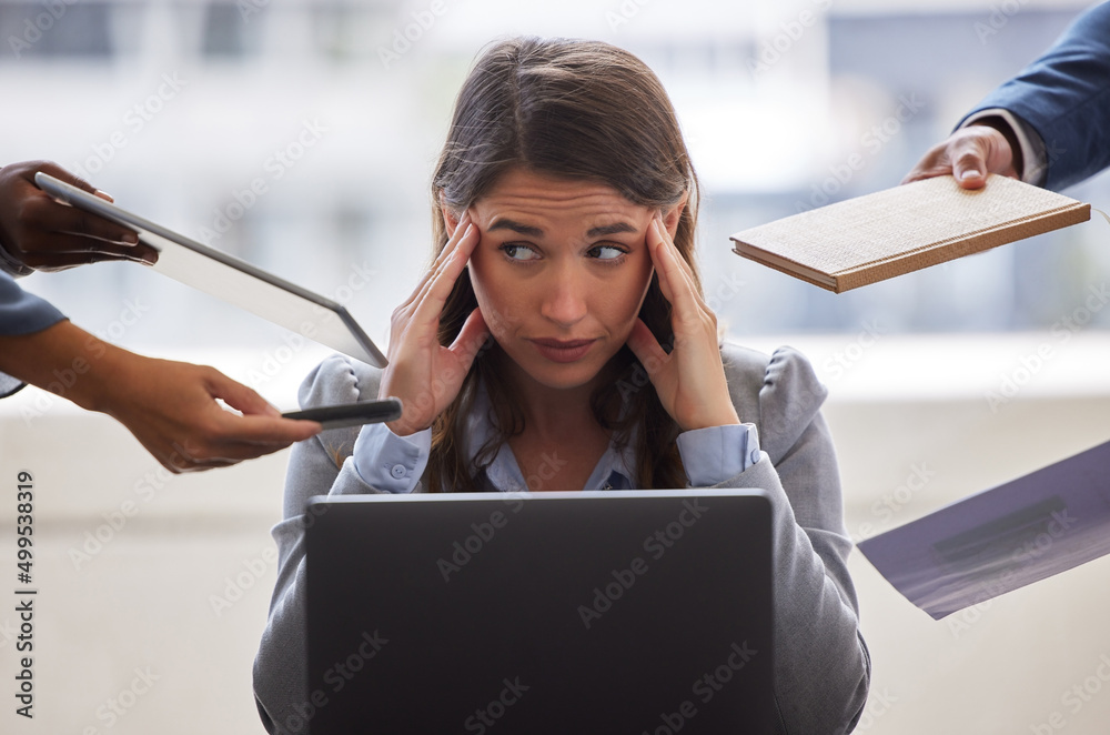 Foto de Im not coping today. Shot of a businesswoman looking ...
