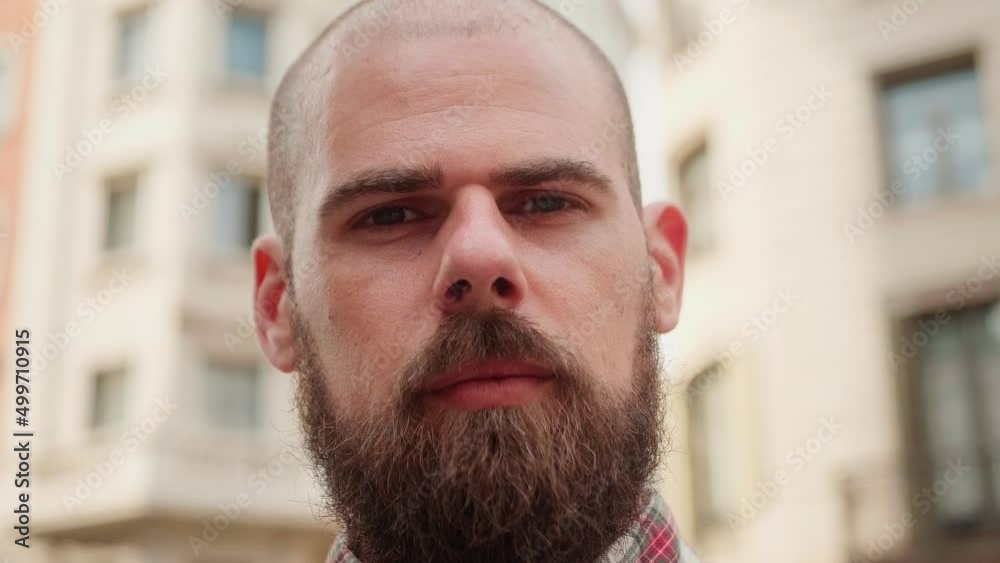 Handsome Spanish man portrait. Brutal latin guy posing outdoor, male ...