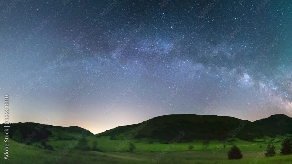 Panoramic night sky over Campo Imperatore highlands, Abruzzo, Italy ...