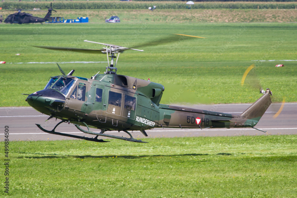 Bell 212 Helicopter