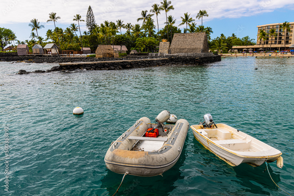 Small Boats On Kailua Bay With Kamakahonu National Historic Landmark in ...