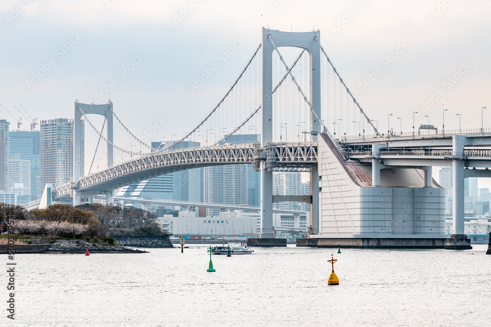 Landscape of Rainbow Bridge, the most famous bridge in Tokyo and Odaiba ...