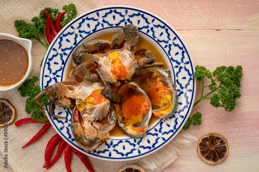 Korean Soy Sauce Pickled Crab, Fresh raw crabs marinated in a mild soy ...