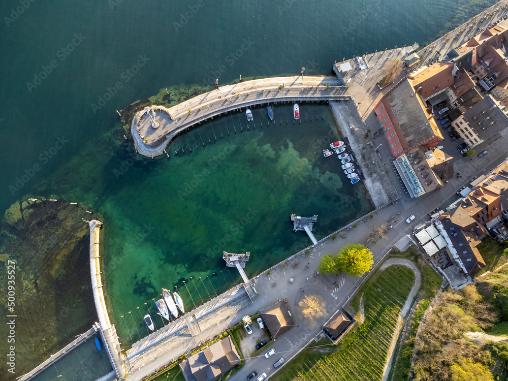Vogelperspektive Hafen Meersburg mit türkisem Wasser - Meersburger ...
