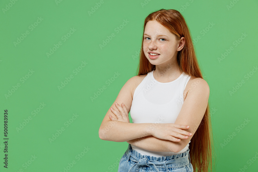 Fotografia do Stock: Little redhead kid smiling happy fun girl 12-13 ...