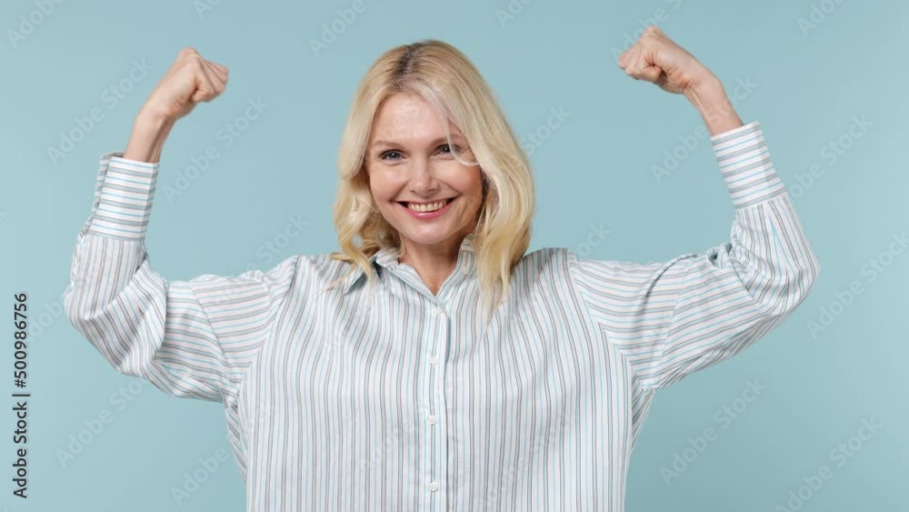 Strong sporty elderly gray-haired blonde woman lady 40s years old wear ...