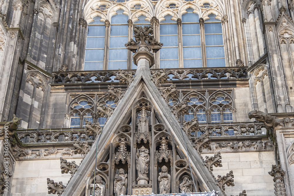 Details of Cologne cathedral (Cathedral Church of Saint Peter, from ...
