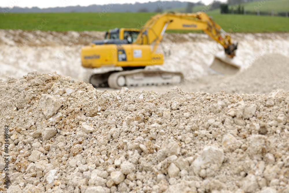 Foto de Terrassement d'un terrain marneux avant construction d'un ...