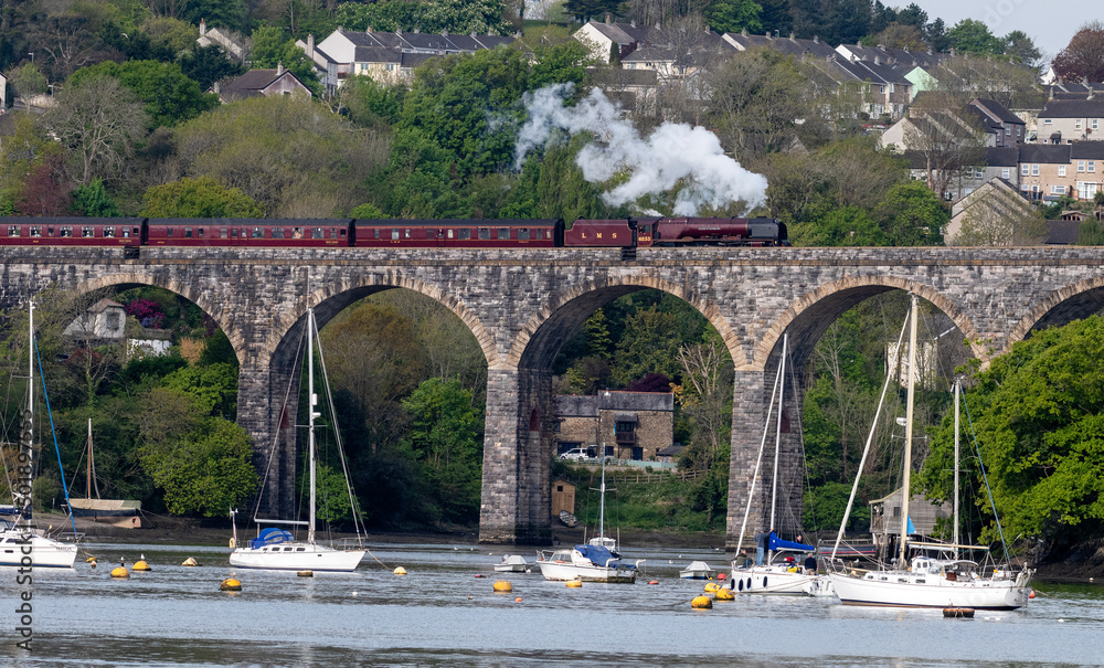 6233 Duchess of Sutherland crossing Coombe bridge coming into Saltash ...