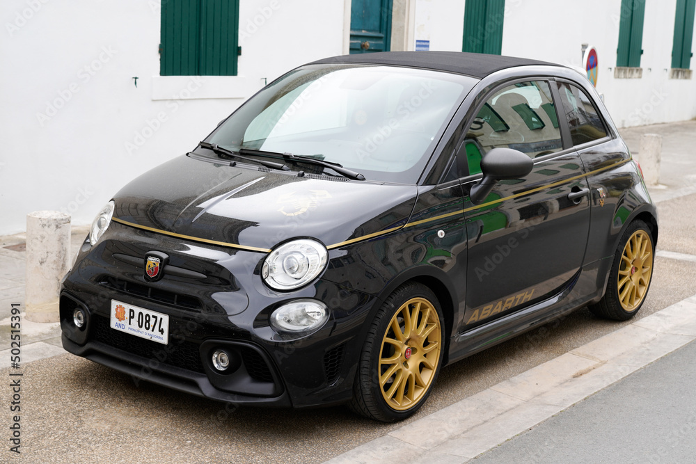 Abarth fiat car 500 golden black race vehicle sport automobile parked ...