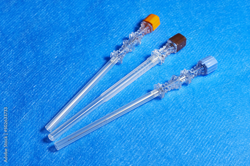 Pencil Point Needles With Introducer. Spinal Anesthesia Injection ...