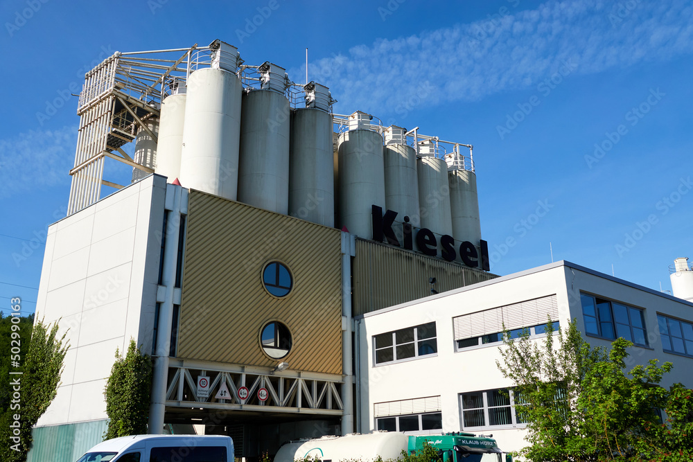 Kiesel construction chemistry ( Bauchemie ) We are convinced that all ...