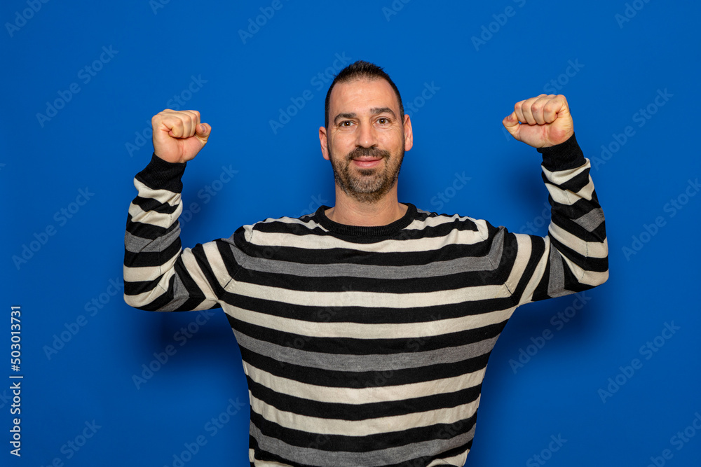 Caucasian happy unshaven strong sporty fitness student man 40s in ...