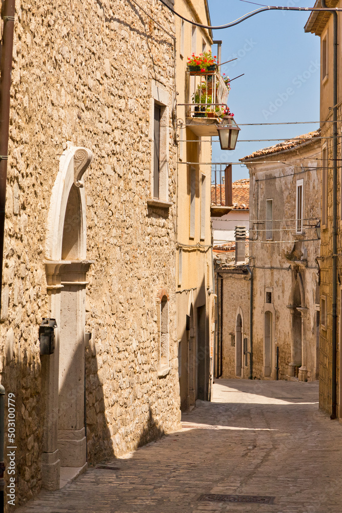 Petrella Tifernina, Molise-borgo antico e chiesa di San Giorgio Martire ...