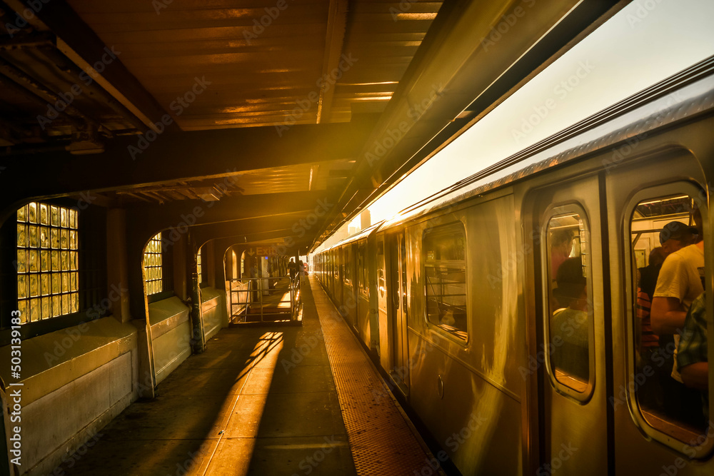 Subway train and train station, shot with long exposure technique ...