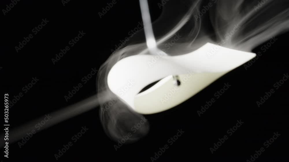 Smoke that comes out and impacts on the aerodynamic airfoil. Stock ビデオ ...