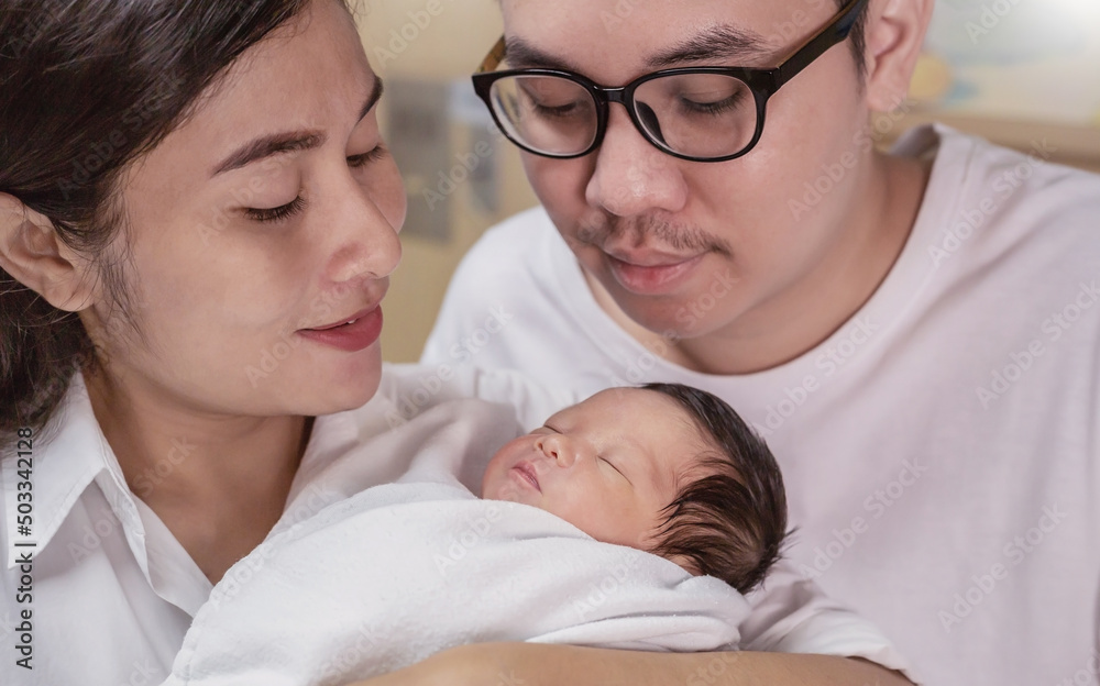 Portrait of Asian parents newborn baby day, Closeup portrait of asian ...