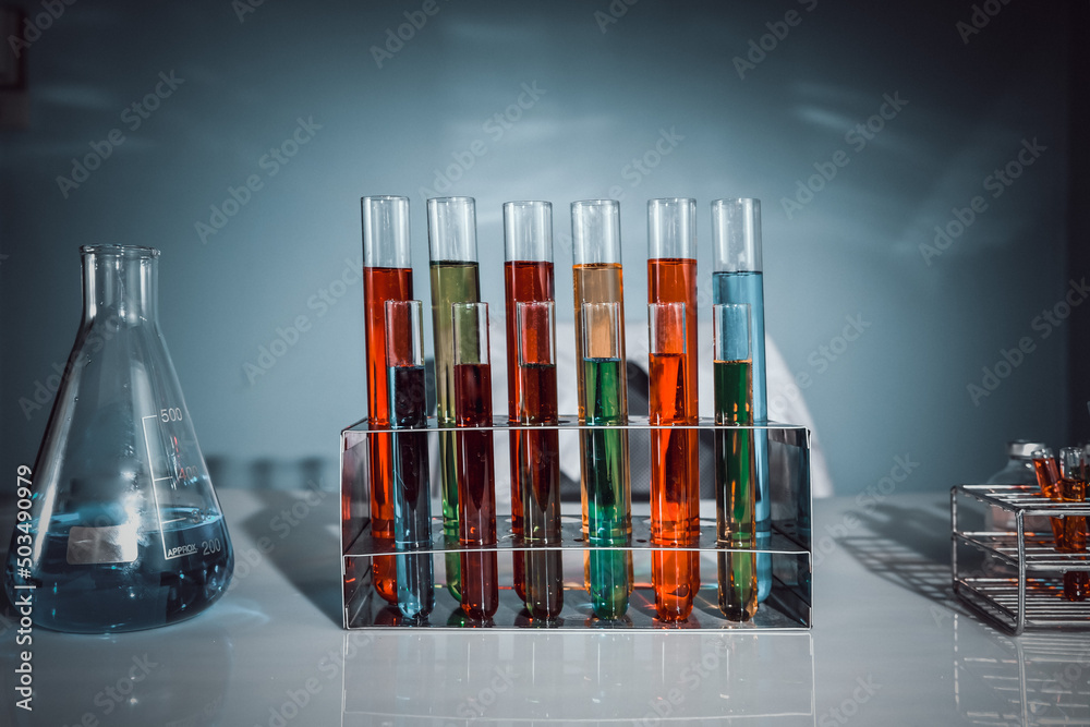 Scientists are preparing test tubes containing a large number of ...