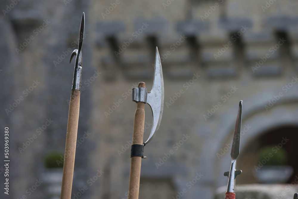 Armes médiévales Stock Photo | Adobe Stock