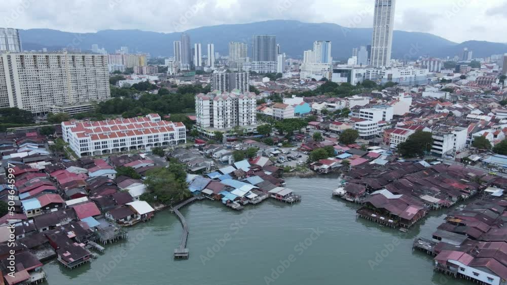 Video „Georgetown, Penang Malaysia - May 13, 2022: The Clan Jetties of ...