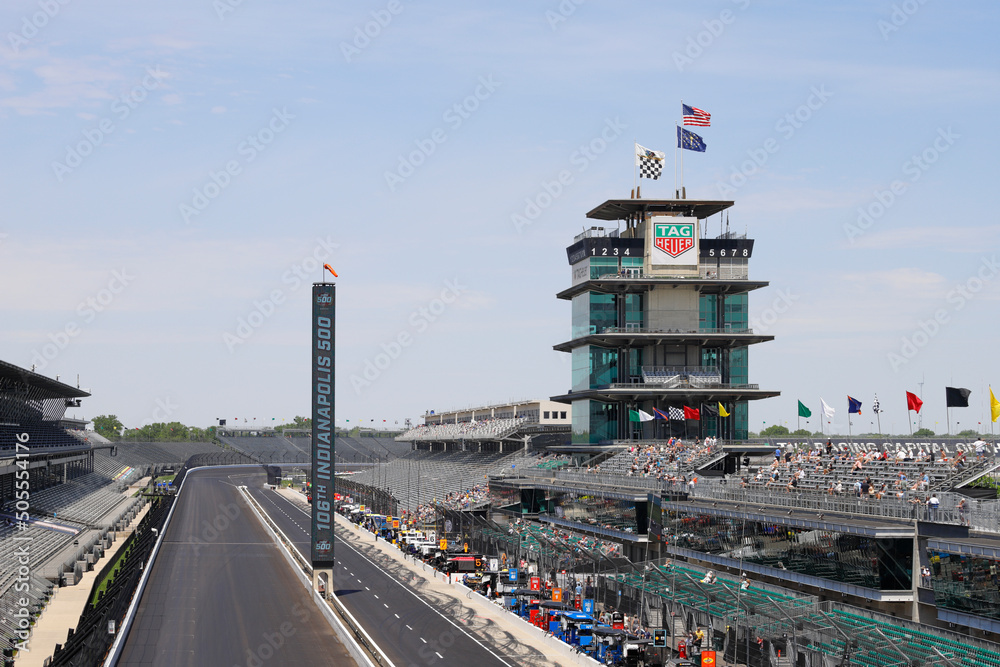 Indy 500 practice sessions at Indianapolis Motor Speedway, including ...