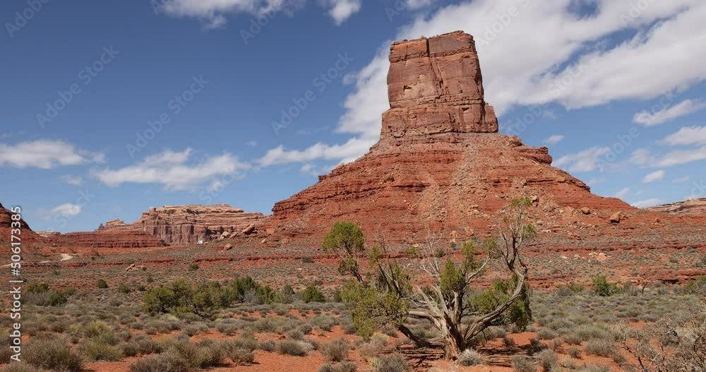 Vidéo Stock Valley of the Gods park Utah red rock tower desert. Scenic ...