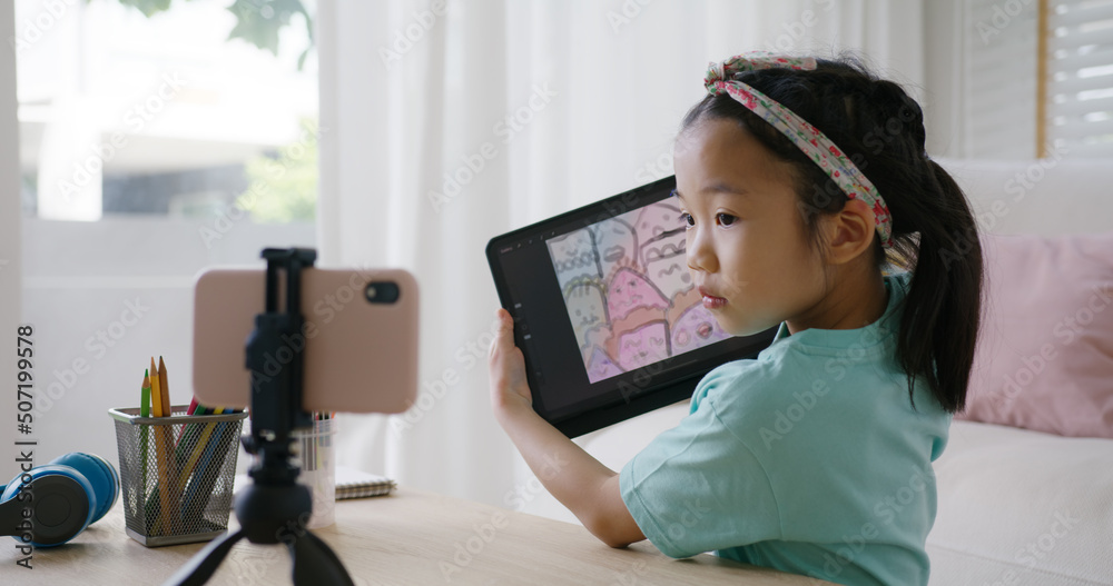 Asia small kid young youtuber vlogger influencer fun live show drawing ...