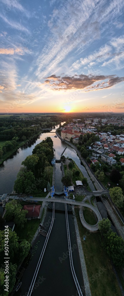 Foto de Podebrady historical city and Castle at Labe river,Chateau ...