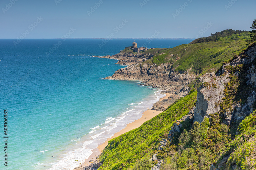 Fort la Latte et ses plages en Bretagne Stock Photo | Adobe Stock