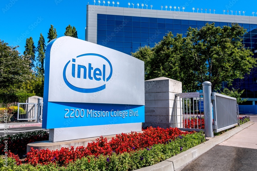 Santa Clara, California, USA May 31st 2022 Intel sign located in front ...