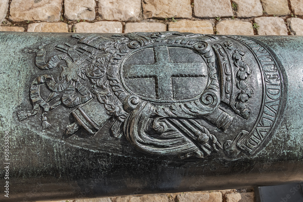 Historic Napoleonic artillery gun near Les Invalides in Paris. Les ...