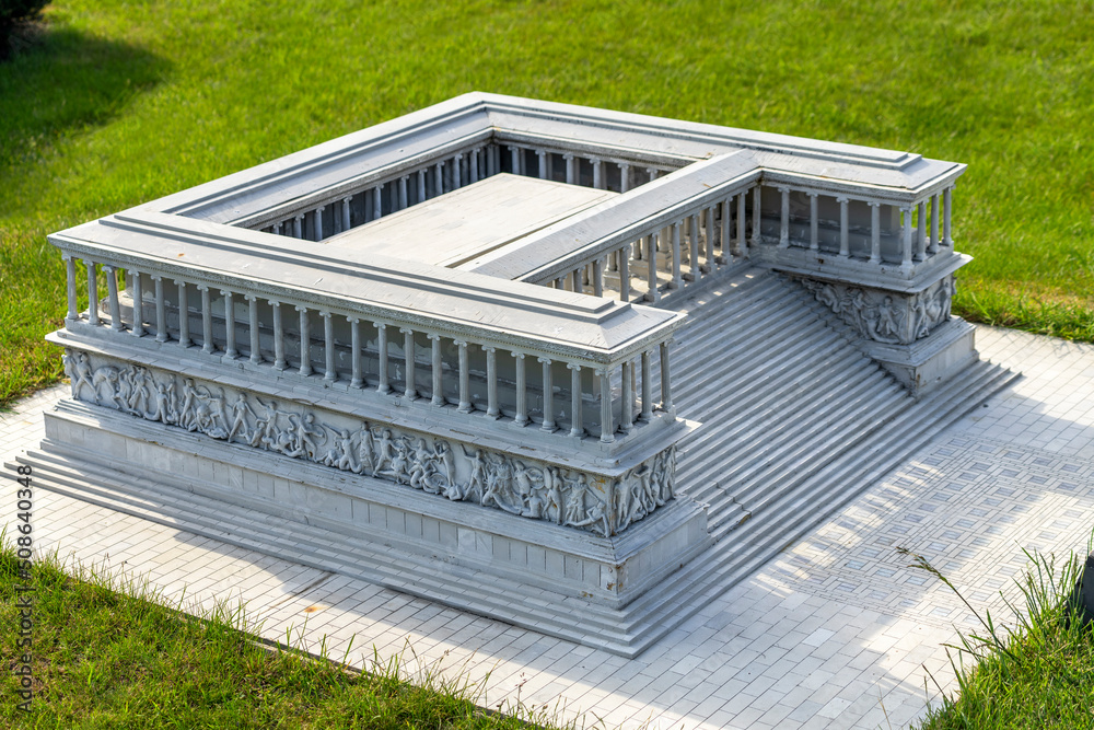 Great Altar of Zeus (Turkish: Zeus Sunagi) at Pergamon. Miniaturk Park ...