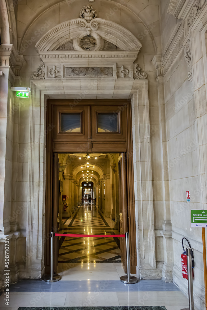 Interior of City Hall of Paris (Hotel de Ville de Paris). Hotel de ...