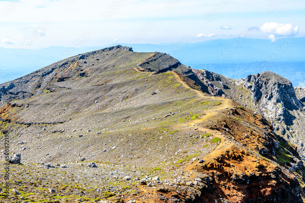 中岳から見た初夏の登山道 熊本県阿蘇市 Early summer mountain trail seen from Nakadake ...
