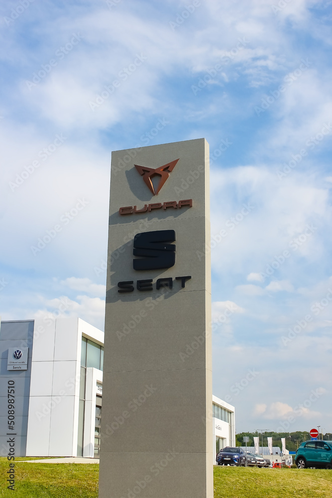 Cupra Racing company logo. Sport subsidiary of Spanish car manufacturer ...