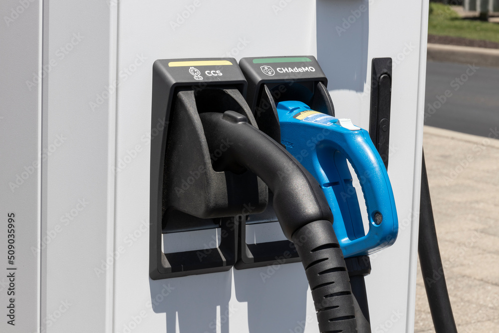 ABB Electric Vehicle Charger with capacity for CHAdeMO and CCS ...