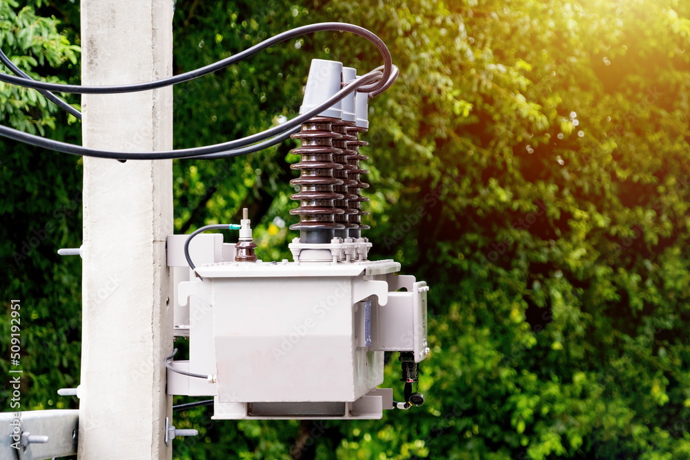 electrician substation construction .High voltage circuit breaker ...