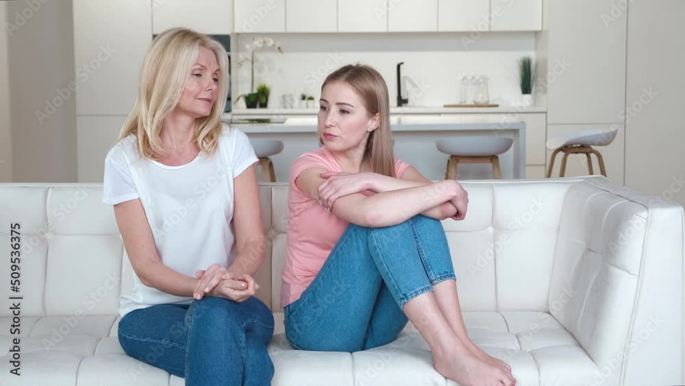 Annoyed adult daughter turned back not listening, outraged by ...