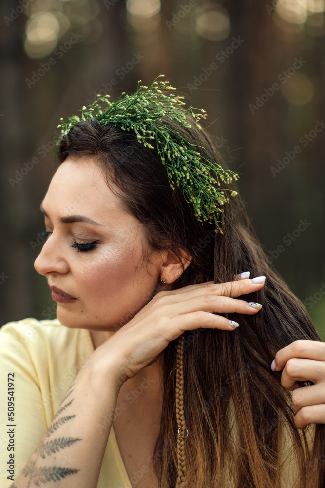 Midsummer solstice ritual. Celebrating summer solstice. Significance of ...