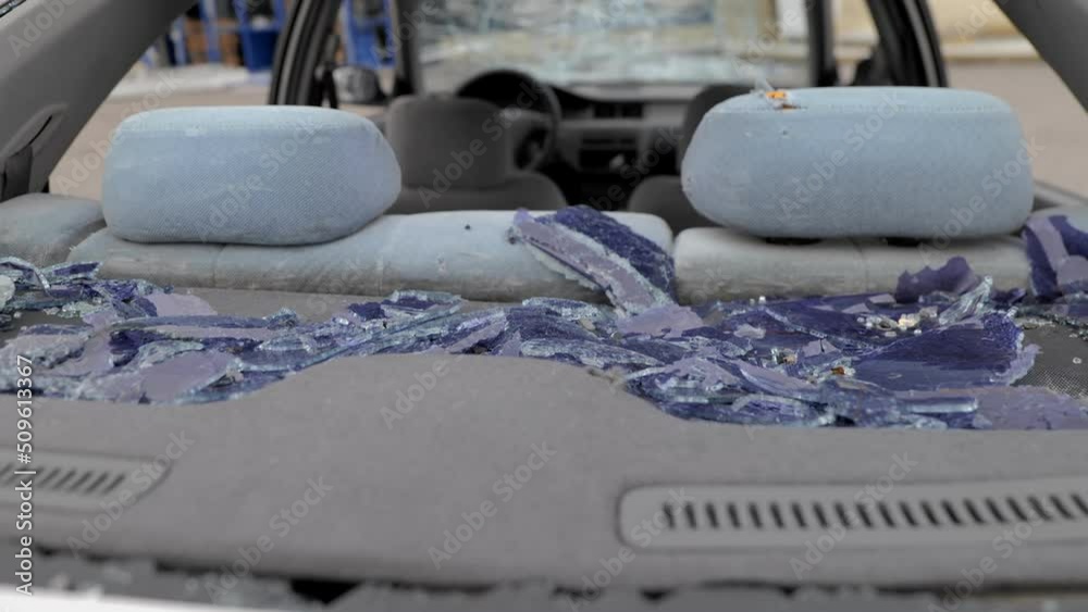Vidéo Stock War in Ukraine. Shot car with broken windows | Adobe Stock