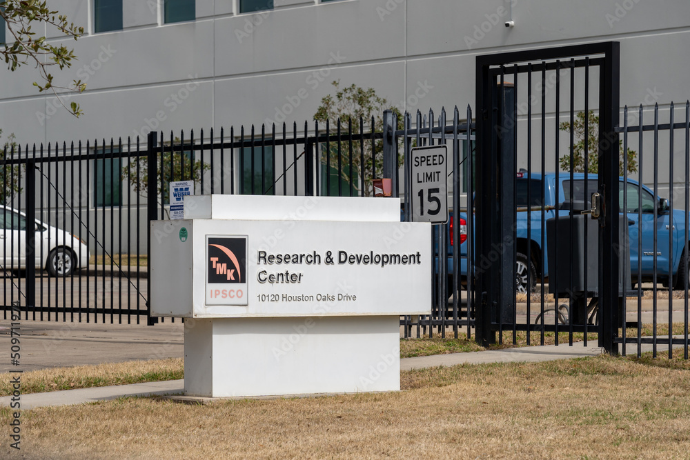 Foto de Houston, TX, USA - March 2, 2022: TMK IPSCO Research and ...