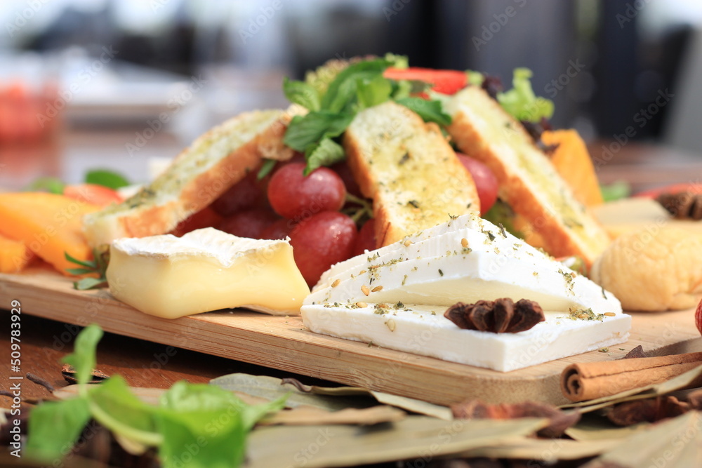 Traditional Arabic breakfast | Arabic food and drinks backgrounds ...