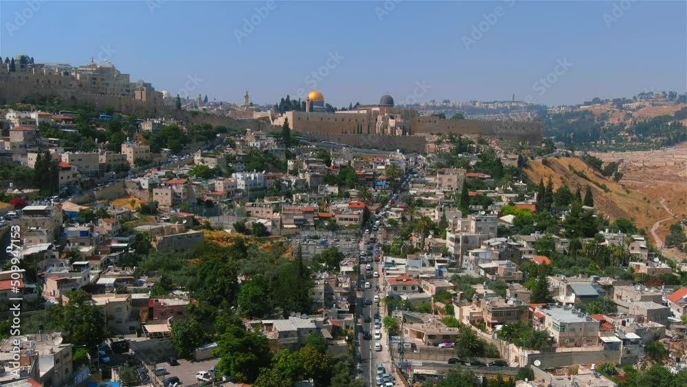 Palestinian neighborhoods with al aqsa mosque and mount of olives ...