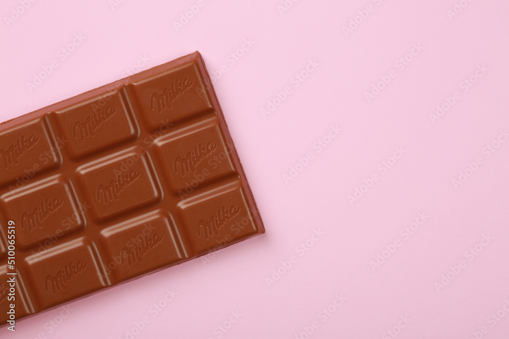 Milka chocolate bar on pink background with empty space for text Stock ...