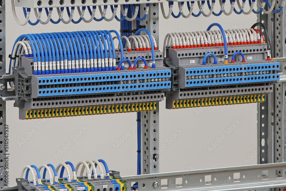 Electrical terminals for connecting the mounting wires in the control ...