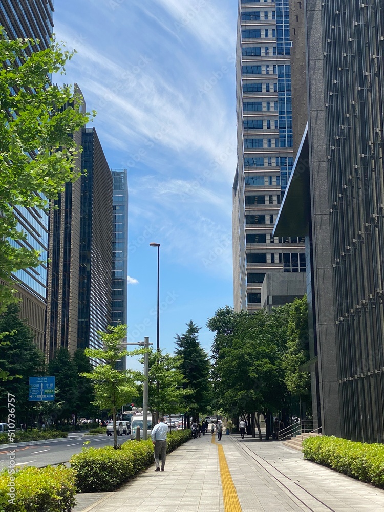 Street of Otemachi, central downtown Tokyo, Japanese architecture ...